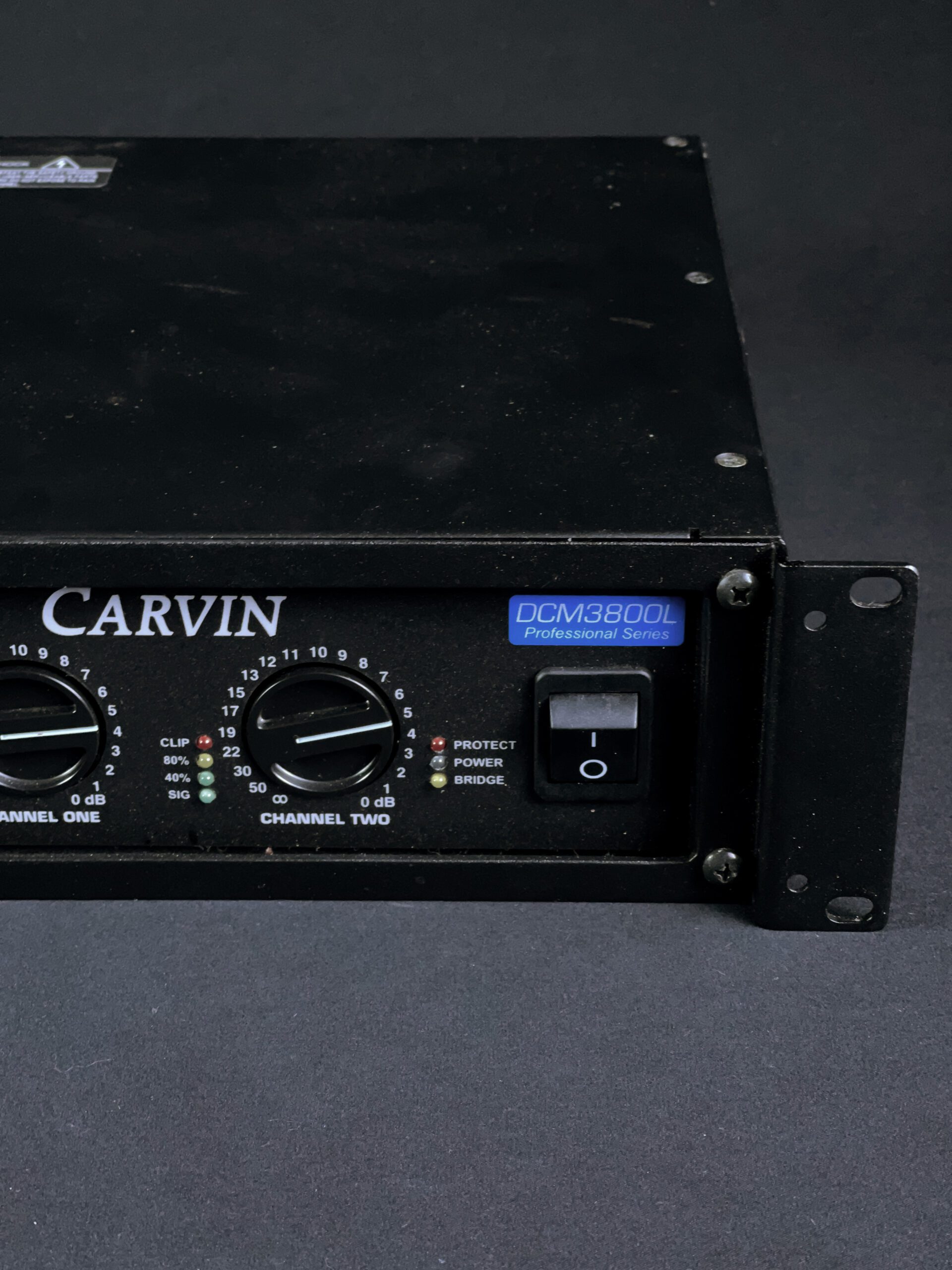 Carvin DCM3800L Rack Mount Power Amplifier | The Local Pickup