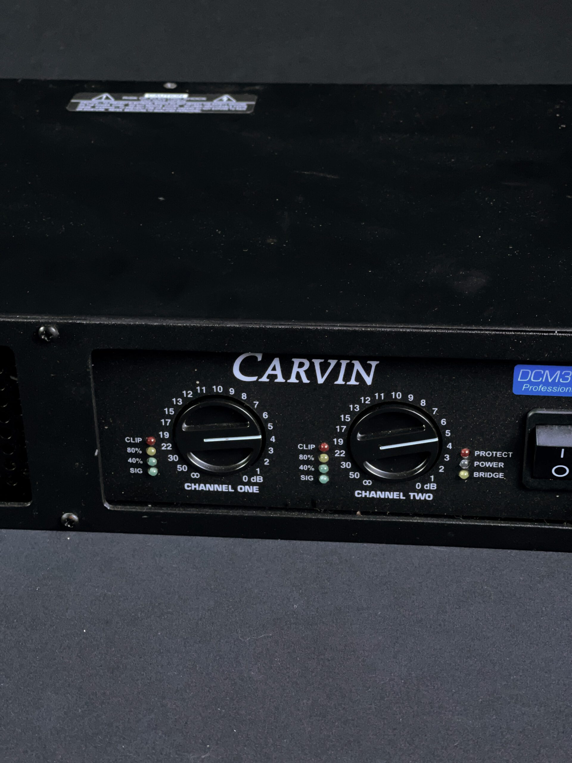 Carvin DCM3800L Rack Mount Power Amplifier | The Local Pickup
