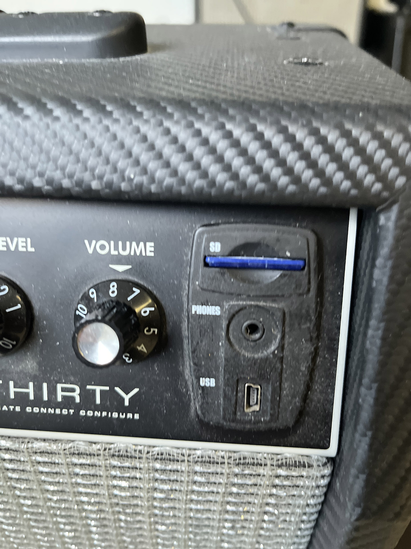 Fender G-DEC Thirty Modeling Guitar Amp | The Local Pickup